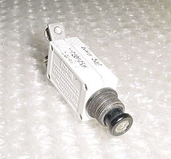 3A Slim Klixon Aircraft Circuit Breaker. P/N 7274-11-3 or MS22073-3.
