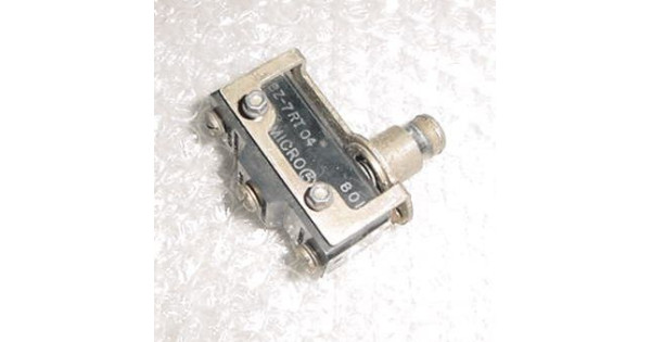 Cessna Aircraft Landing Gear Squat Switch. P/N BZ-7RT04 or M8805/1-008.