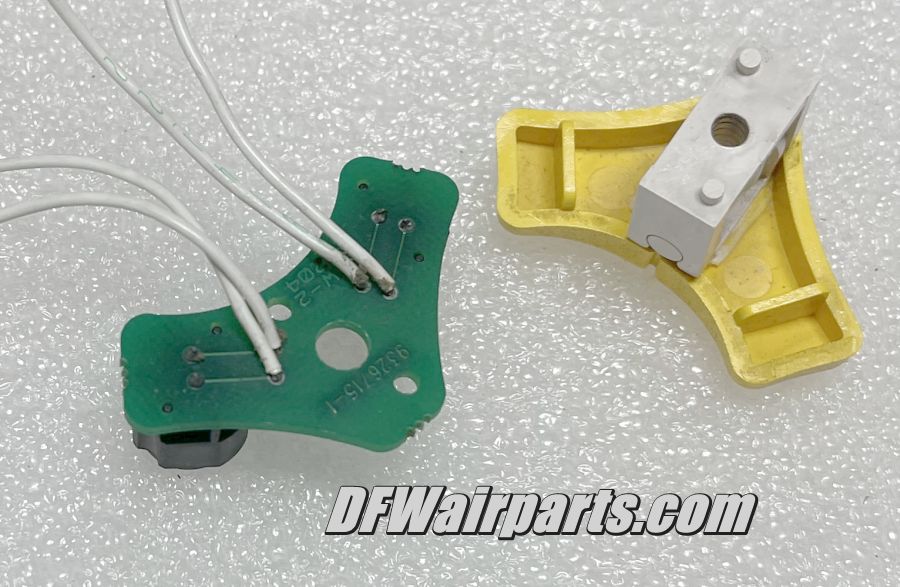 9326715-1,, Bombardier CRJ-200 Passenger Servicing Unit / PSU Light ...