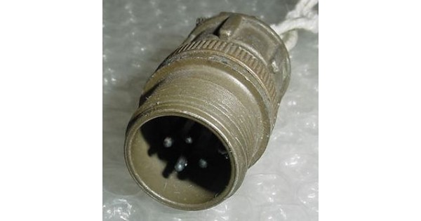 Aircraft Cannon Plug Connector Plug. P/N MS3101B14S-2P.