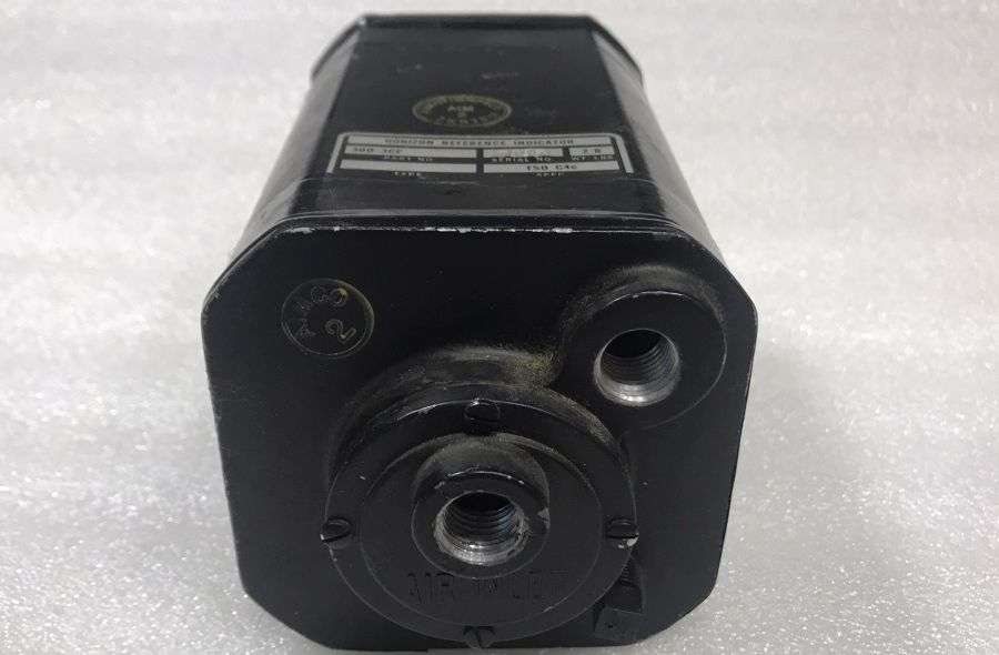300-3CF,, Aircraft Vacuum Attitude Gyro Horizon Indicator - 20601
