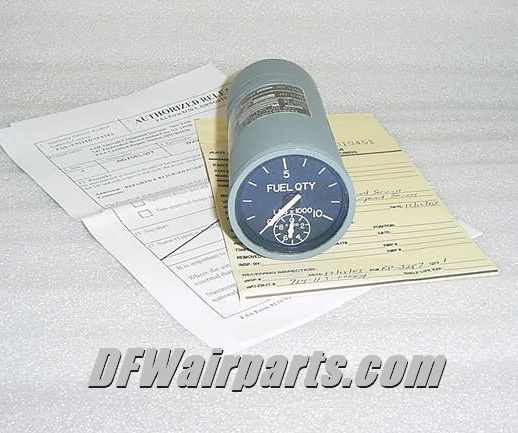 Aircraft Fuel Quantity Indicator w/ 8130. P/N 393026-01837 or 2120-52-1.