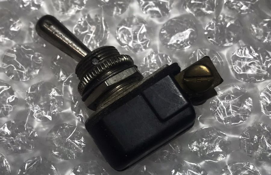 Early Style Piper Aircraft Cockpit Switch - 21334